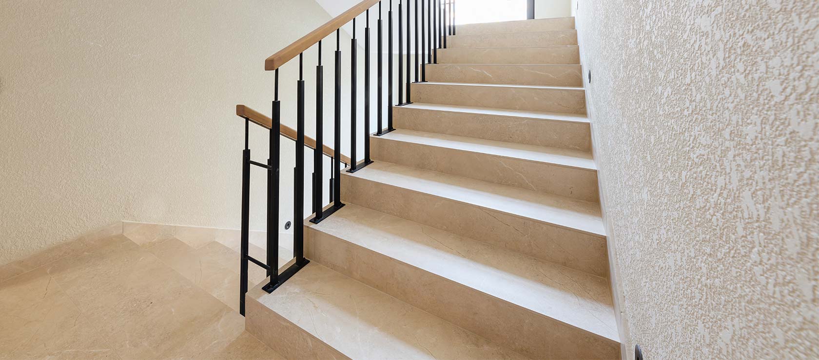 Treppen und Böden aus Naturstein - Marmor Seidl