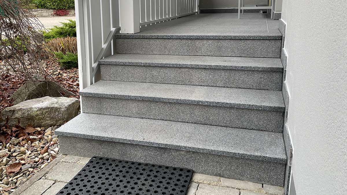 Treppen und Böden aus Naturstein - Marmor Seidl